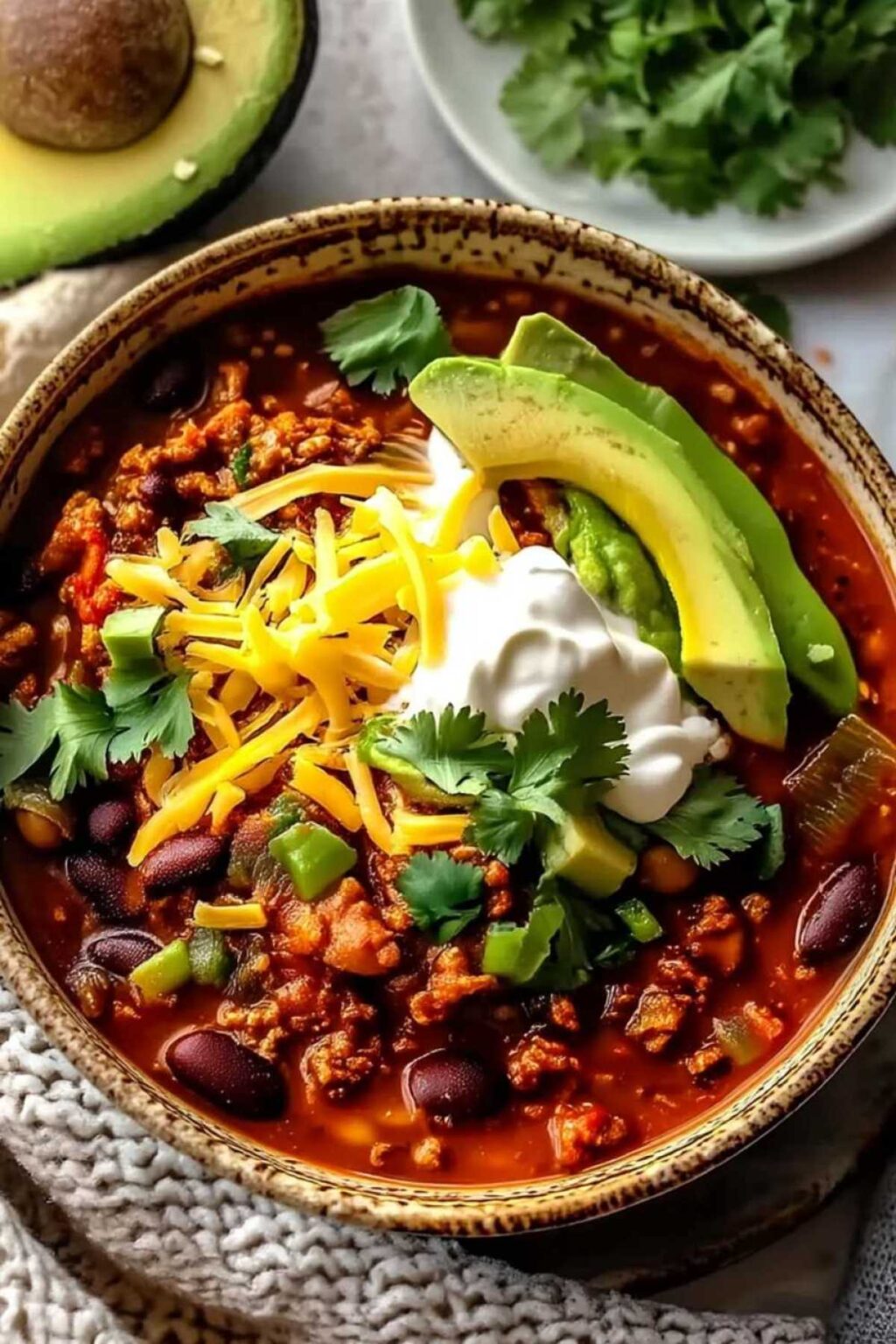 Easy Chipotle Cheddar Beef Chili – Bold, Creamy & Smoky