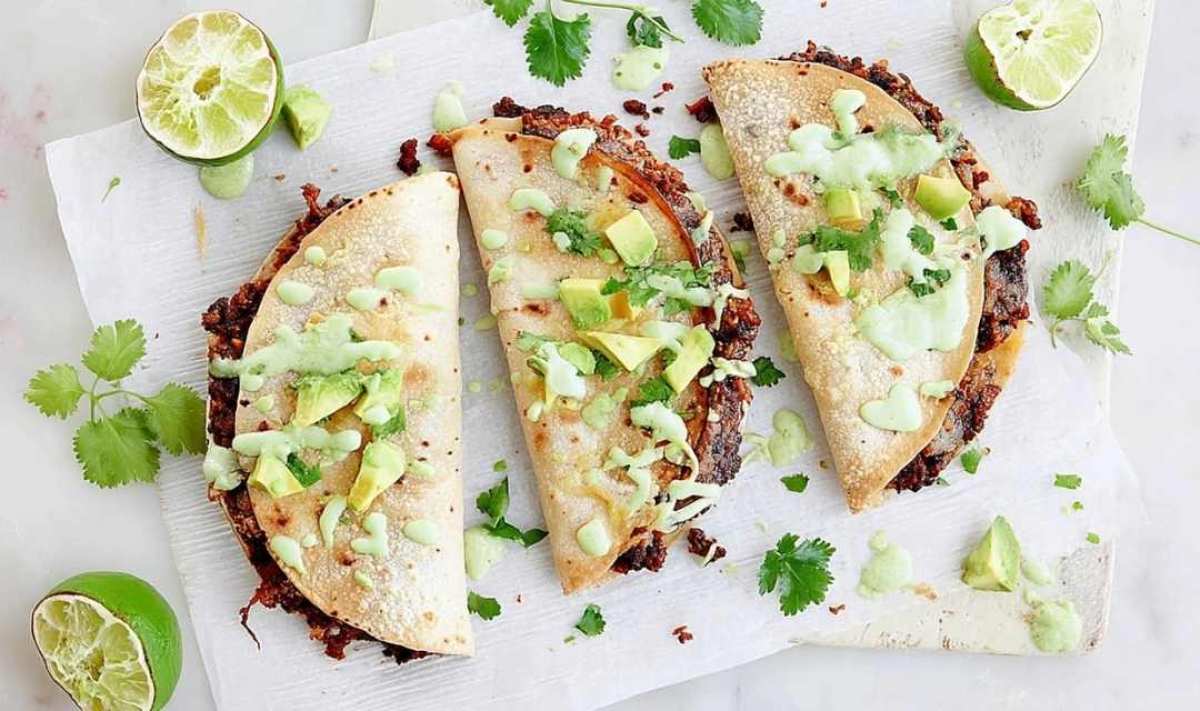 Crispy Smashed Black Bean Tacos – Easy & Golden