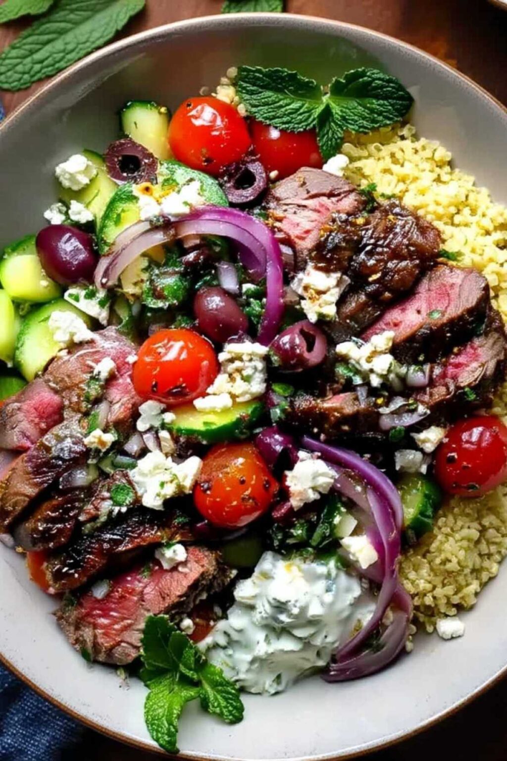 Mediterranean Steak Bowls with Flank Steak & Quinoa – 1 Hr